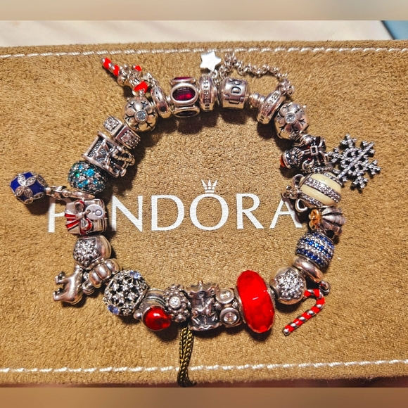 Pandora | Jewelry | Authentic Pandora Fully Charmed Christmas Theme ...